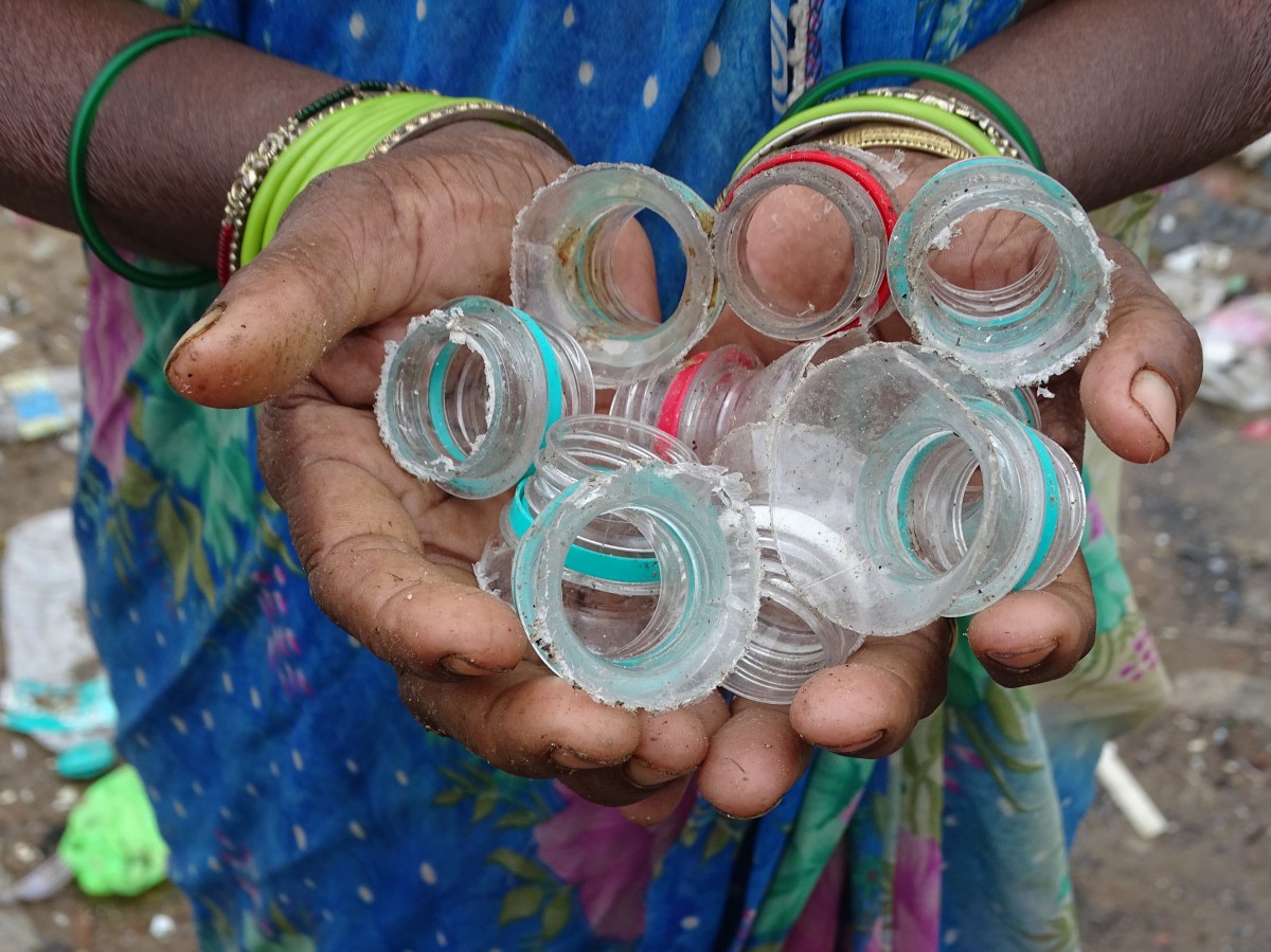 Poem|Breaking up with Plastics – Waste Frames